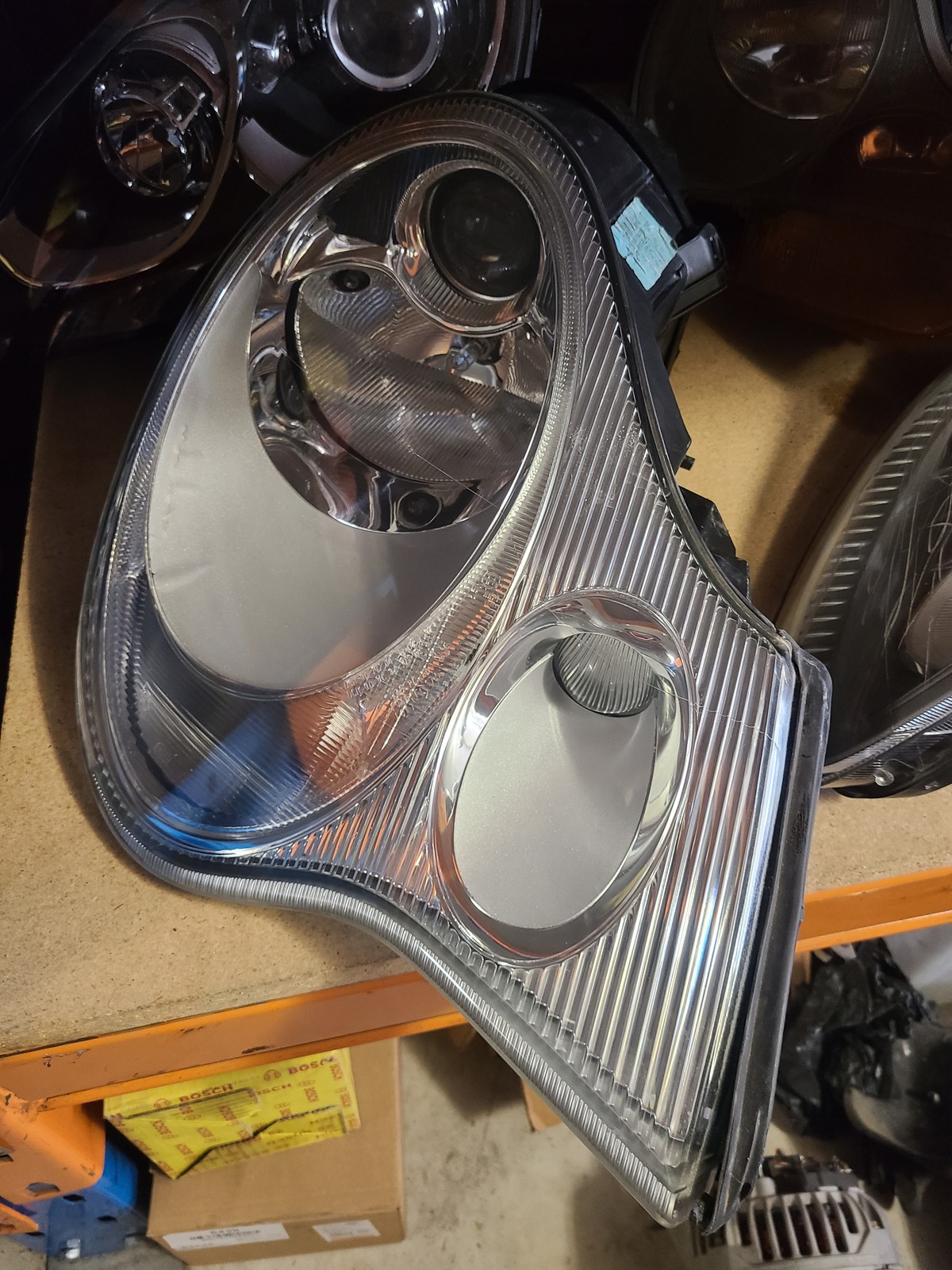 Porsche 996 Carrera Turbo GT3 Targa MK2 996 2 Headlight Right Side Halogen Porsche 996 Carrera Turbo GT3 Targa MK2 996 2 Headlight Right Side Halogen